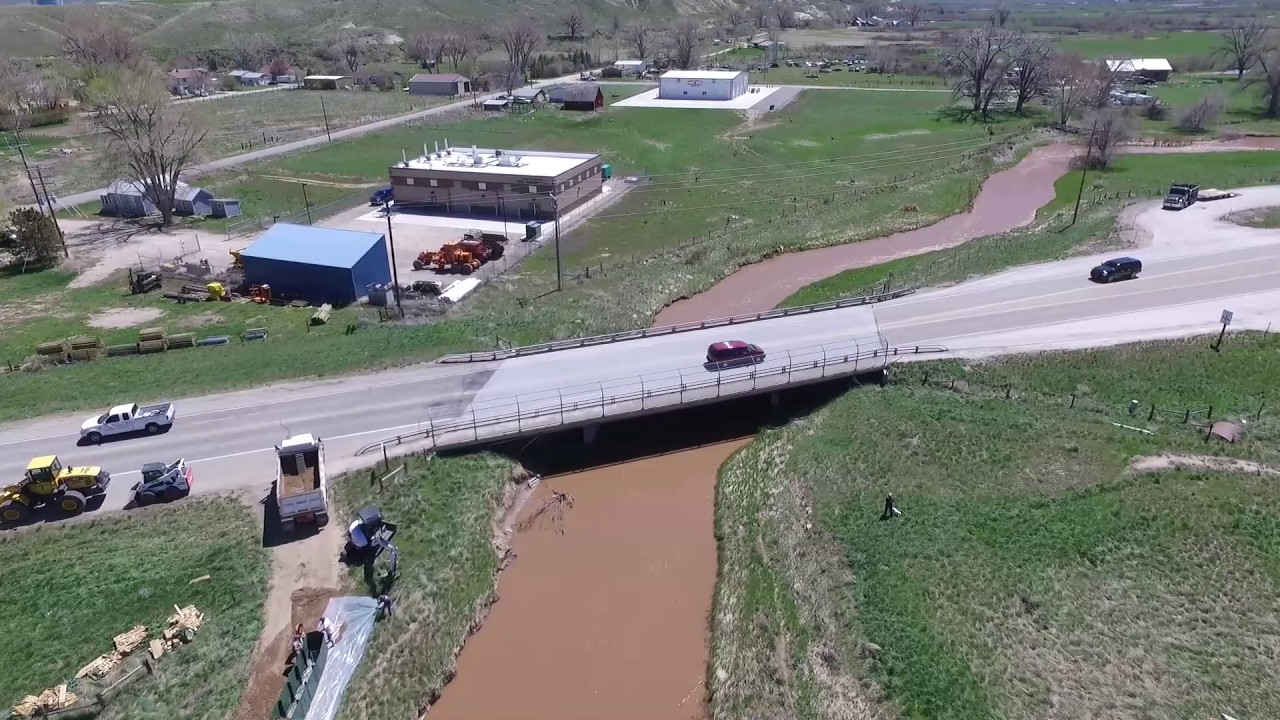 Flood Wall Completion in Hudson and Lander Wyoming 5 5 2017 - YouTube