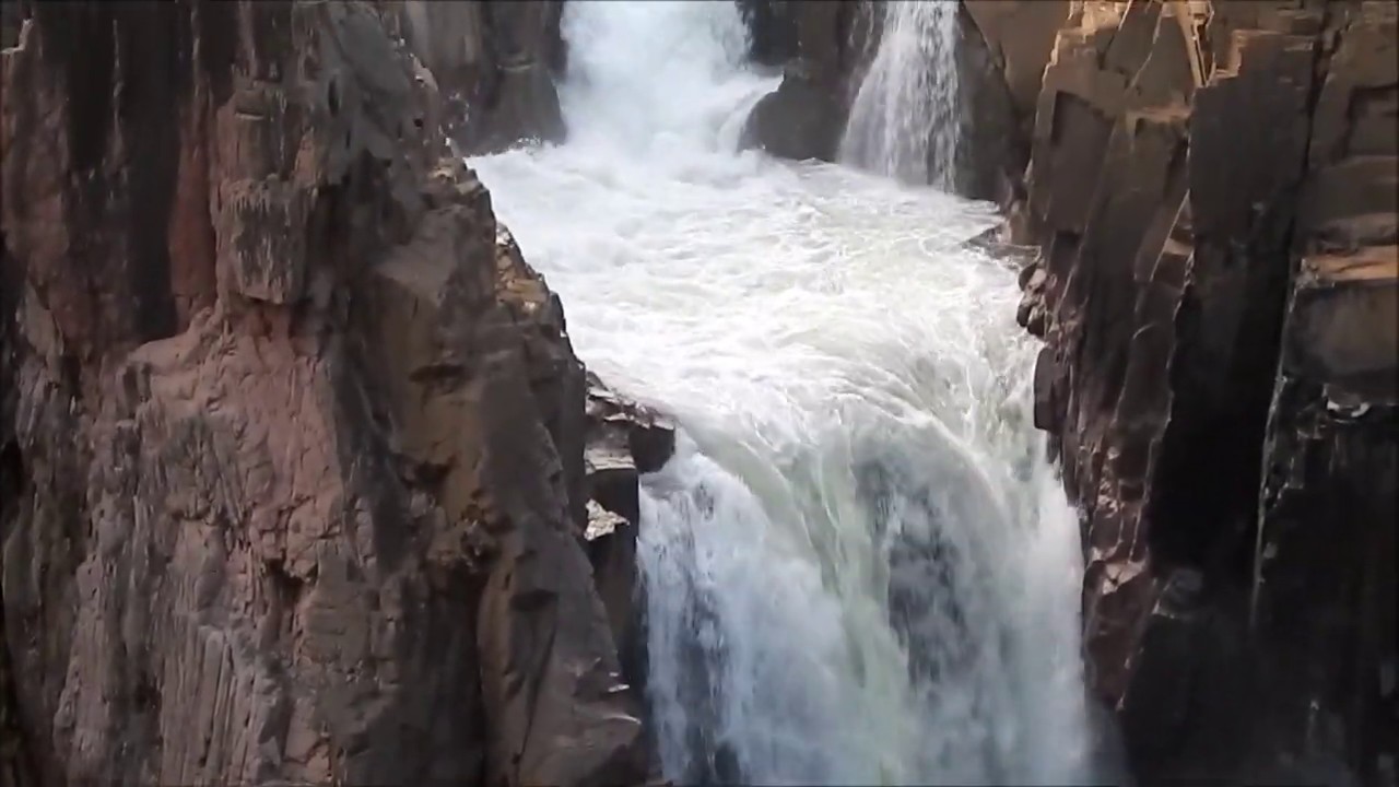 THE MOST BEAUTIFUL RANEH FALLS NEAR KHAJURAHO, M P - YouTube