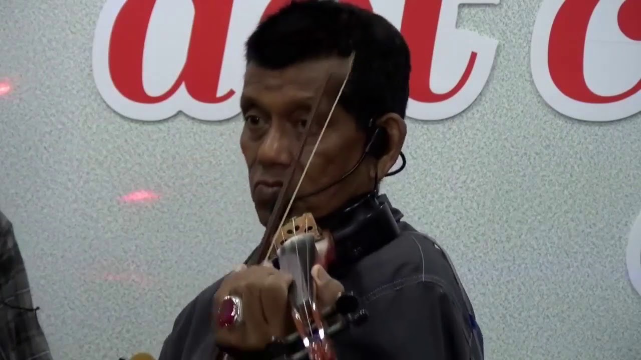 Wan Azhar & Mat Long - Getaran Jiwa - YouTube