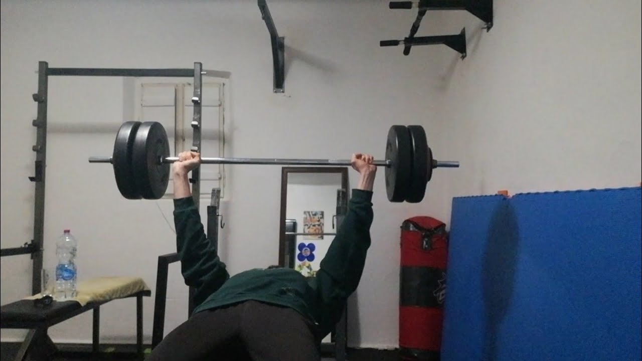 Heavy bench press session! - YouTube