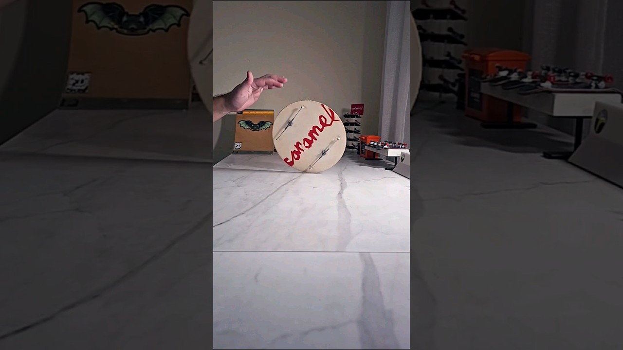 FINGERZILLA KICKFLIP! - YouTube