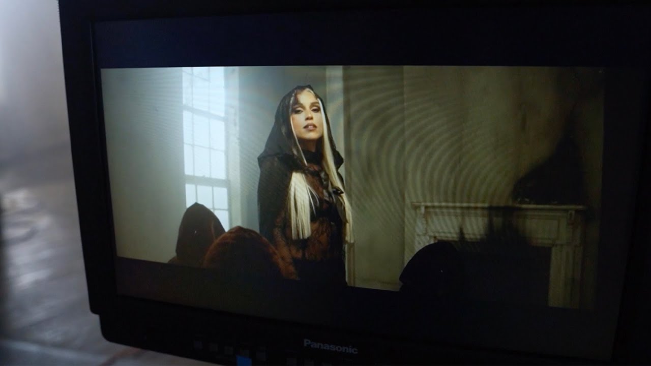 Royale Lynn - "SACRIFICE" (Behind The Scenes) - YouTube