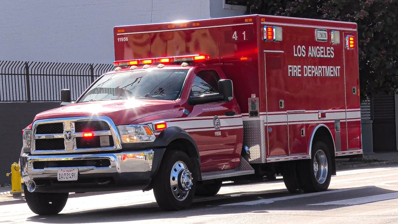 LAFD Rescue 41 (reserve) Responding - YouTube