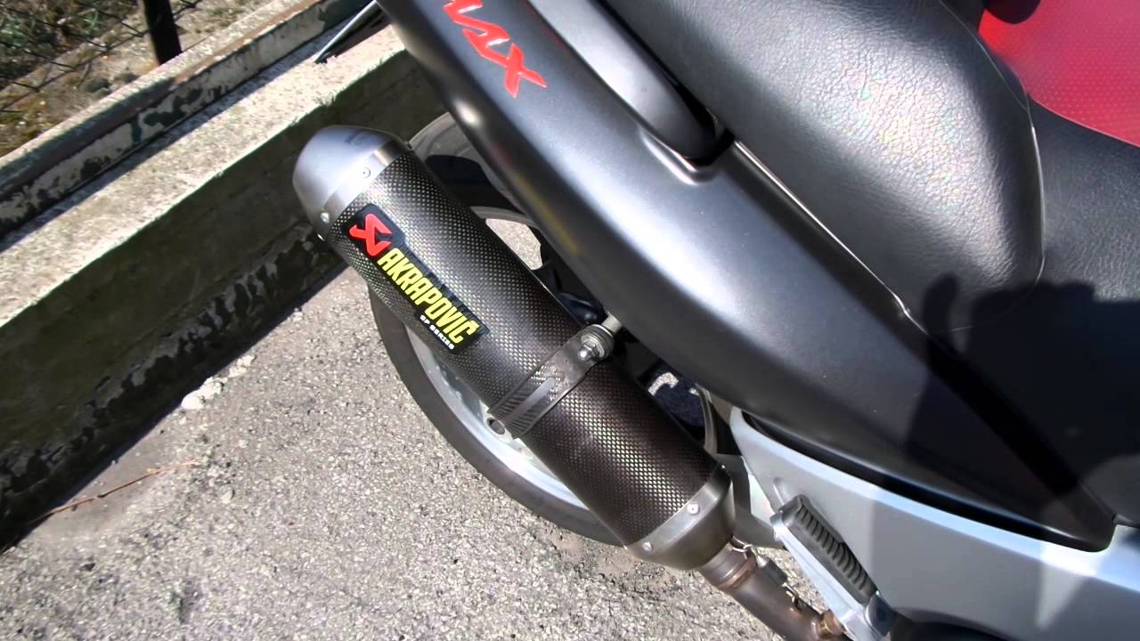 Scarico akrapovic sp su black max 2005 - YouTube