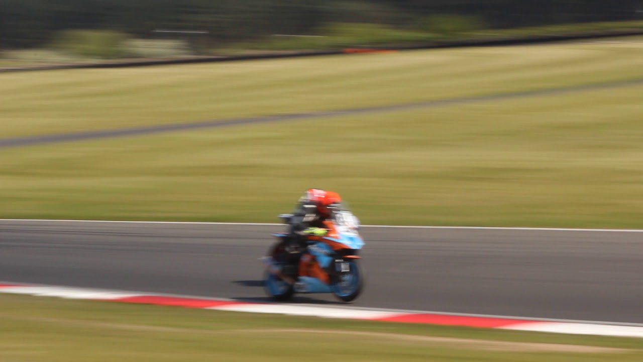 SIMON GATES & CALLUM HAMMETT - YouTube