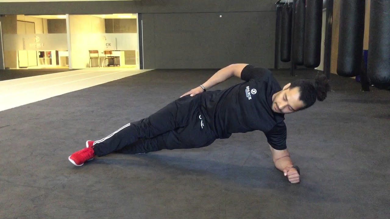 Side plank feet staggered (ACT) - YouTube