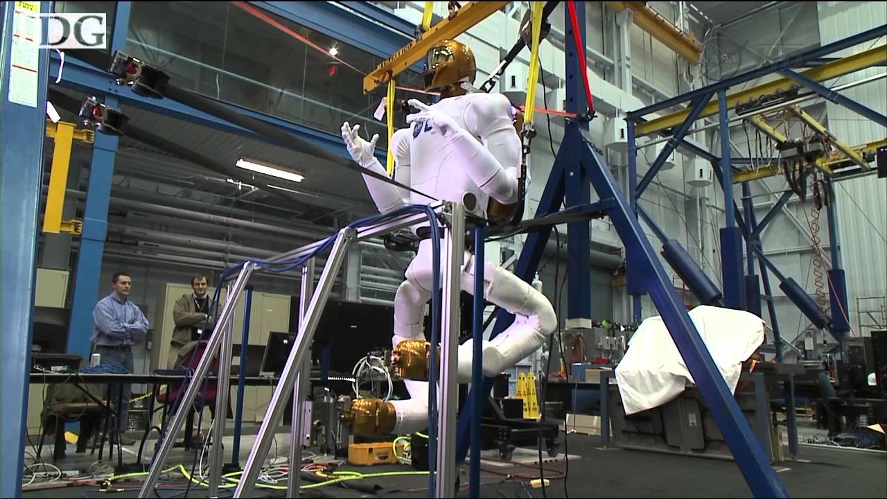Robotic limbs blasting off to NASA's space bot - YouTube