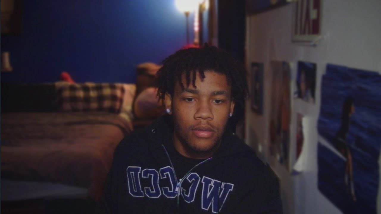 💚Reacting to whats new💚 teaching my brother how to shark 💚chill stream ...