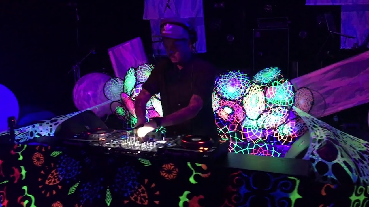 10.31.2020 DJ kenken (←↓→↑mix) 粋響-SUIKYO- Streaming Live at Shibuya ...