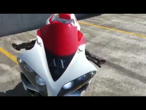 Yamaha r1 Costom color unique looking red and white 2007