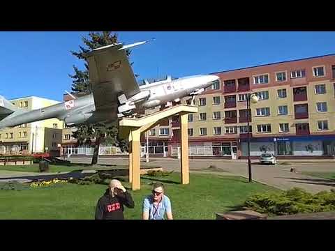 Mońki. Pomnik samolot ,,Iskra'' - YouTube