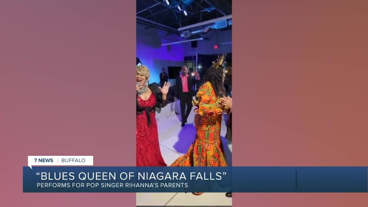 “Blues Queen of Niagara Falls” performs for pop singer Rihanna’s ...