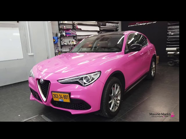 Pink Alfa Romeo Aus Der Zeit Gefallen Zündung