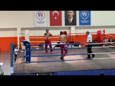 Kickboks Full Contact Finali Mavi Köşe Demirelli Spor Kulübü Antrenör Ve Sporcusu Haktan Demirelli