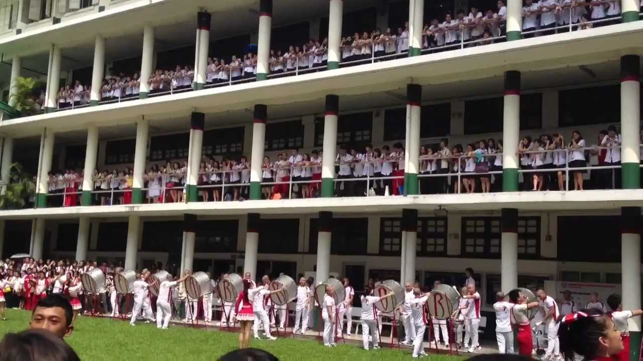 UE-Manila Campus Cheer # 3 Pamantasan yell - YouTube