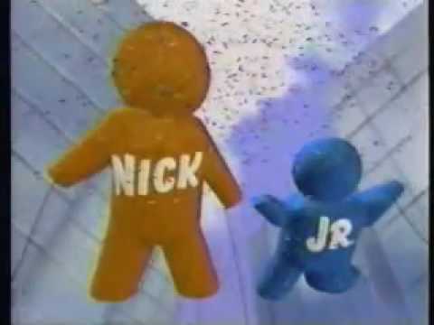 Nick Jr. Balloons Parade id and Face Drinks From His Cup (Franklin ...
