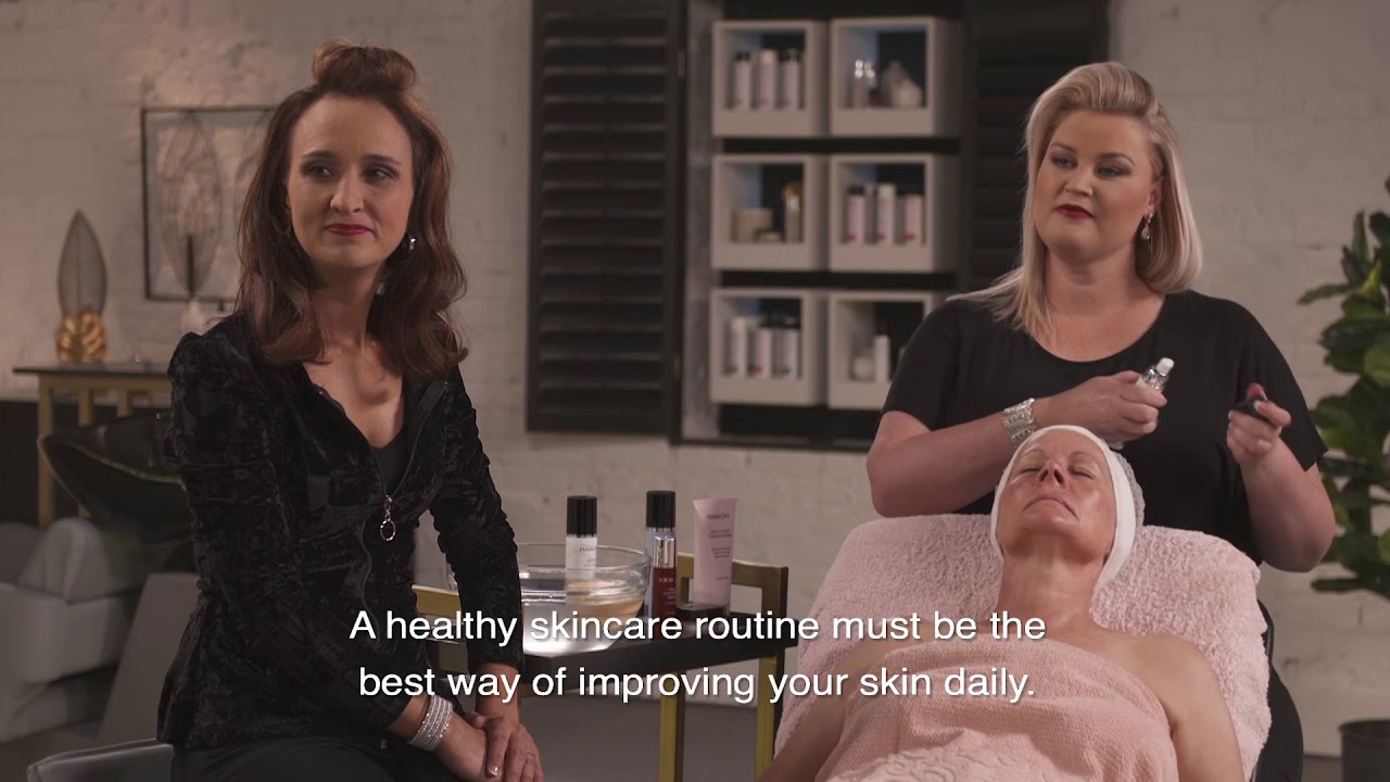 Glam Guru 22 Ep 294 Ria de Klerk Skin Care - YouTube