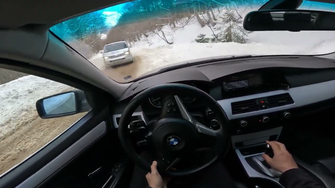 POV | BMW E60 RWD Sliding In The Snow - YouTube
