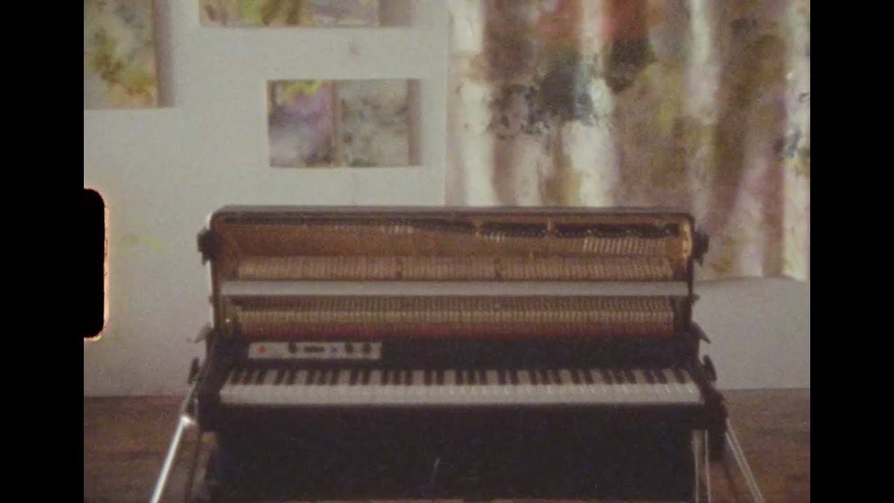 Megan Perry Fisher - Pensée iii - YouTube