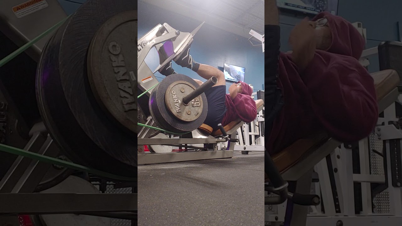 Leg press set 3 - YouTube