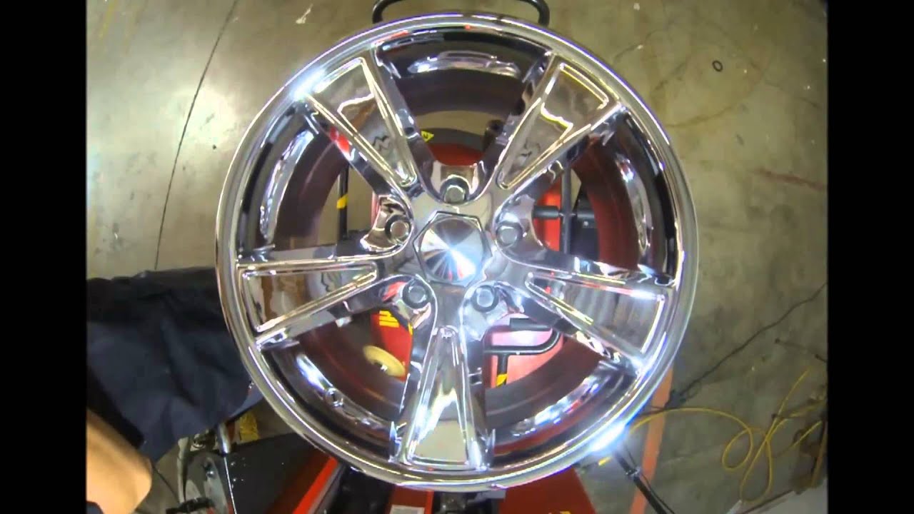 Ultra Wheels 431 C Hustler Chrome - YouTube