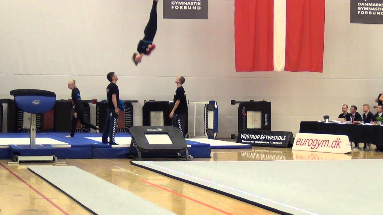 Bjergsnæs trampet drenge teamgym 2014 - YouTube