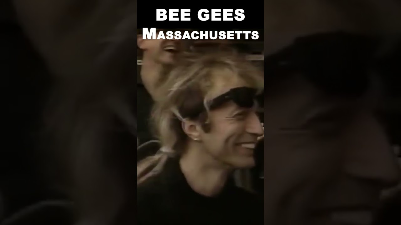 BEE GEES - Live Berlin 1991 - fooling around - Massachusetts melody # ...