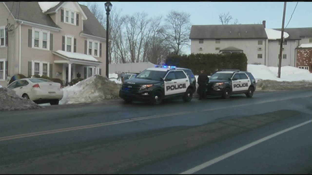 Police at a home in South Hadley - YouTube
