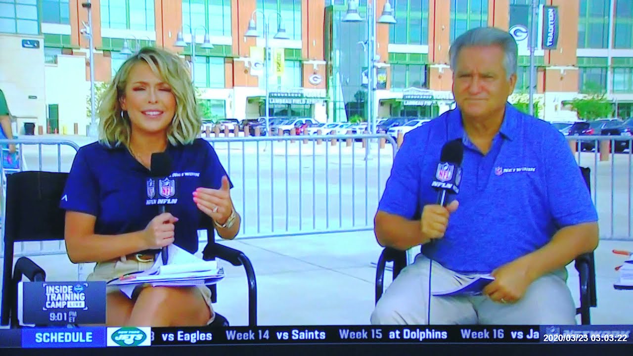 Legs of NFL Network Colleen Wolfe. - YouTube