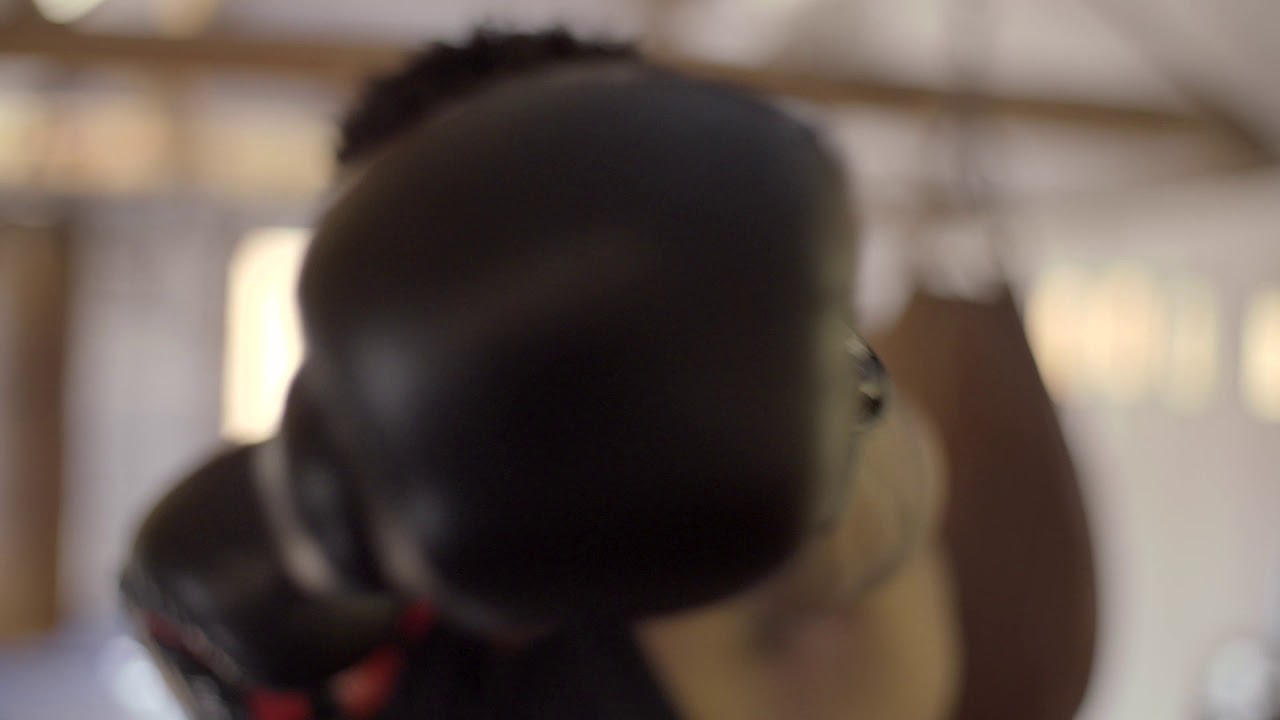 Boxer Punching Towards Camera in Slow Motion - YouTube