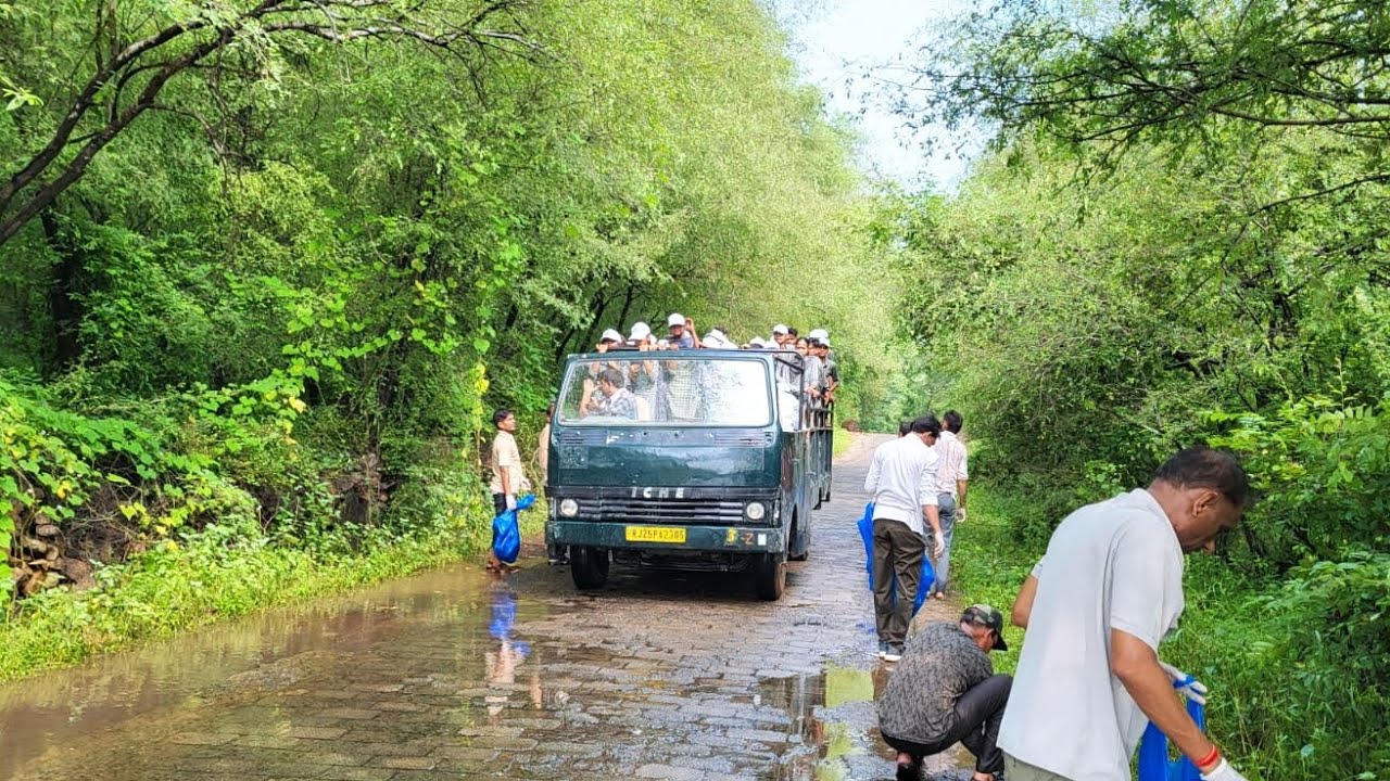 Ranthambore in Monsoon season - YouTube
