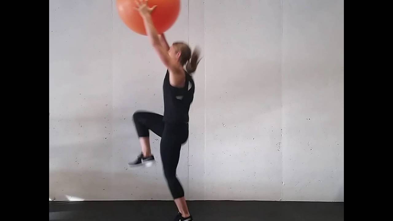 Ball High Knees Press - YouTube