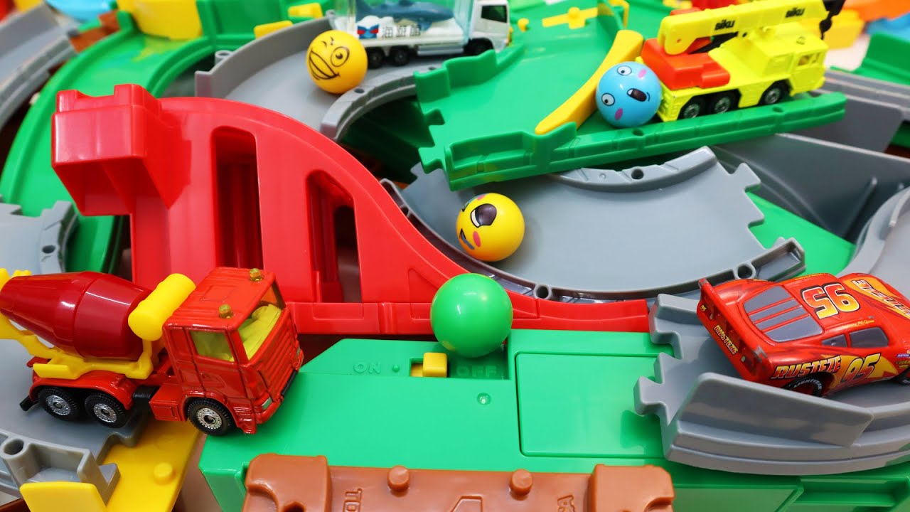 Satisfying Marble Run Building Tracks ASMR Bridge, Cars and Marbles #2 ...