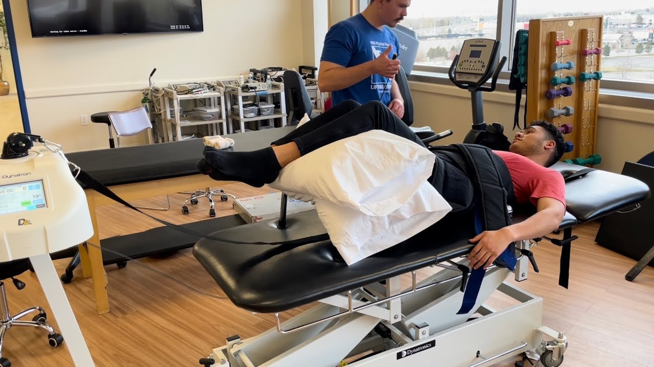 Physical Agents Lab - Mechanical Traction: Lumbar - YouTube