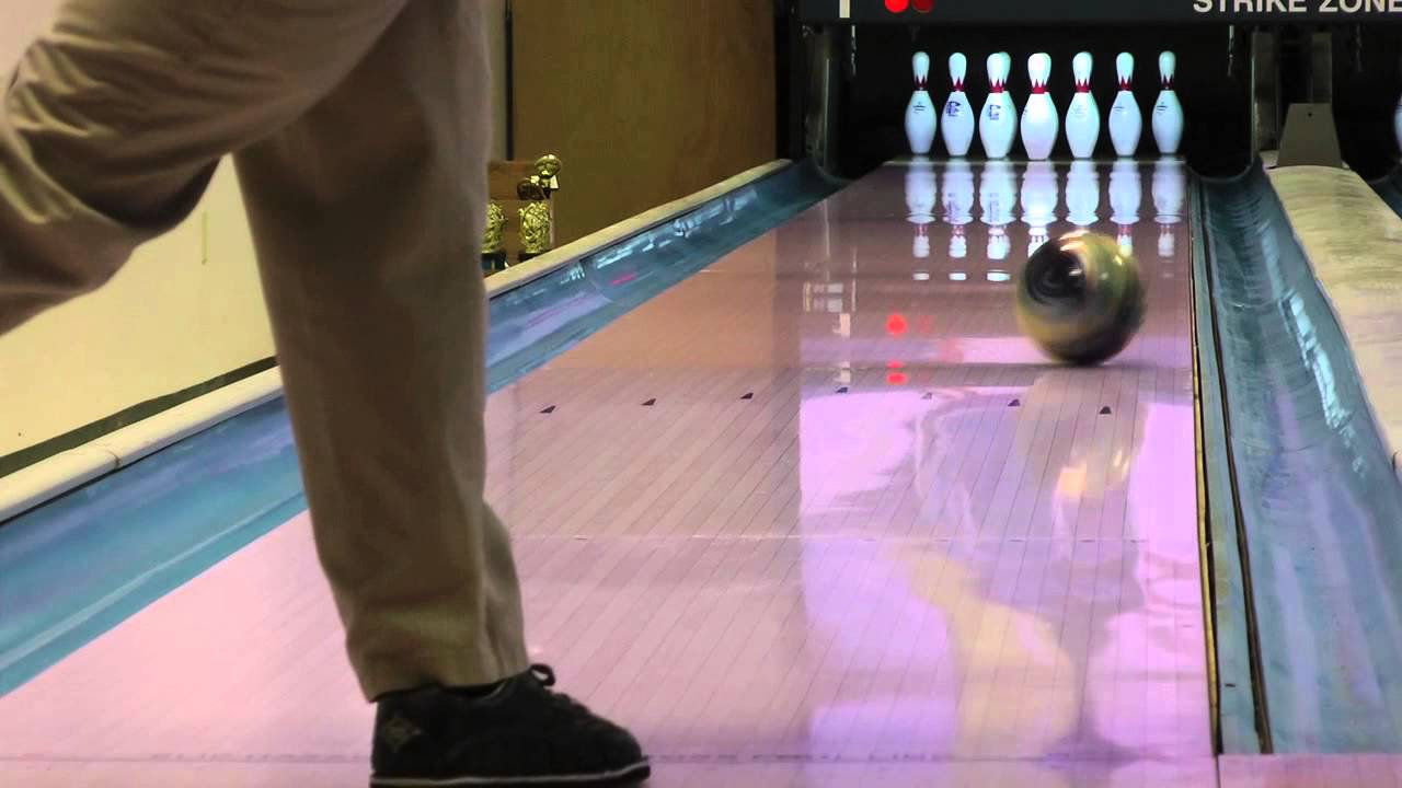 Roto Grip Deranged Bowling Ball Reaction Video Ball Review {vs} the ...