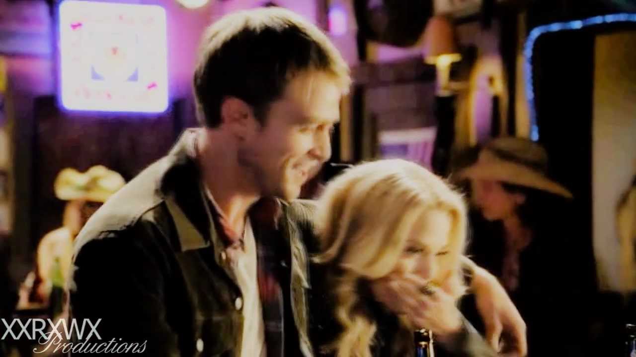 Smile // Wade & Lemon - YouTube