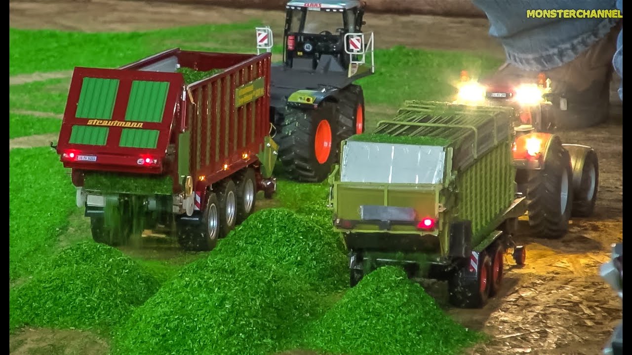 RC tractor action in 1:32 scale! R/C Miniature farming at Hof Mohr ...