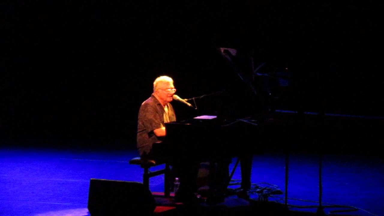 Randy Newman - 'Baltimore' @ De Spil Roeselare 19 sept 2014 - YouTube