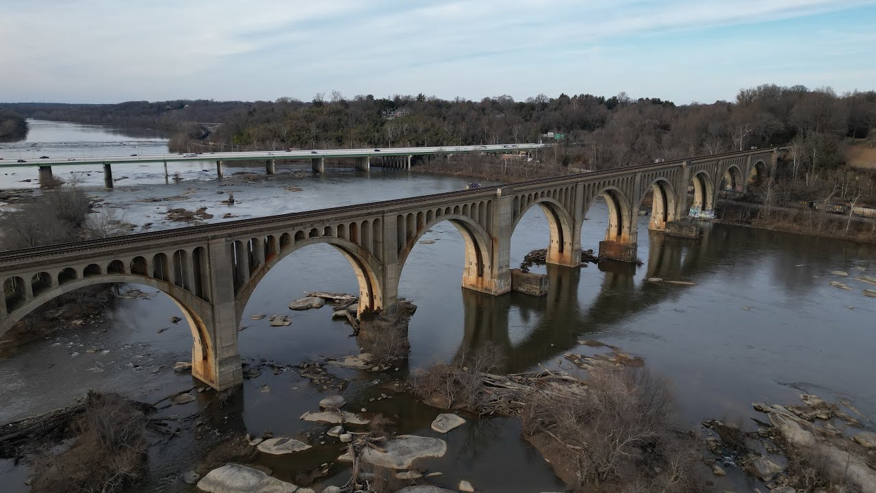 Drone - Christmas Amtrak on Richmond Train Bridge (12/25/2023) - YouTube