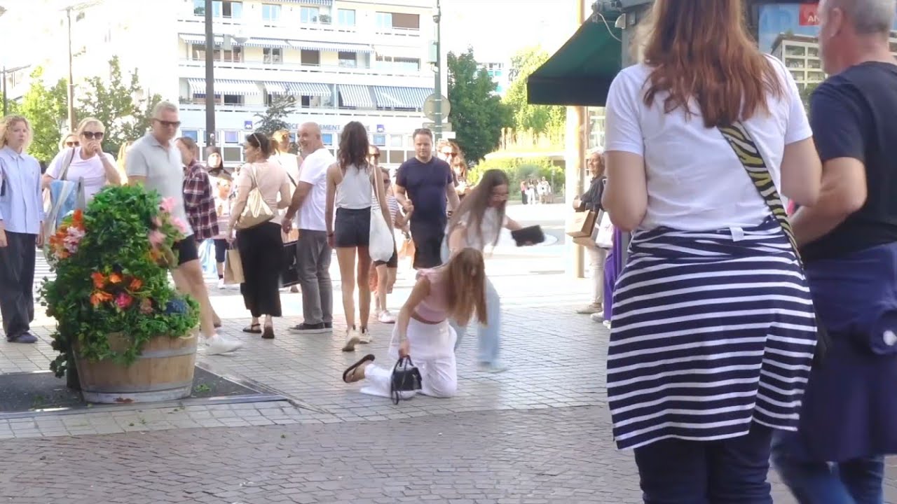 Ohh She Fell Down - Amazing Scared | Crazy Reactions || Bushman Prank ...