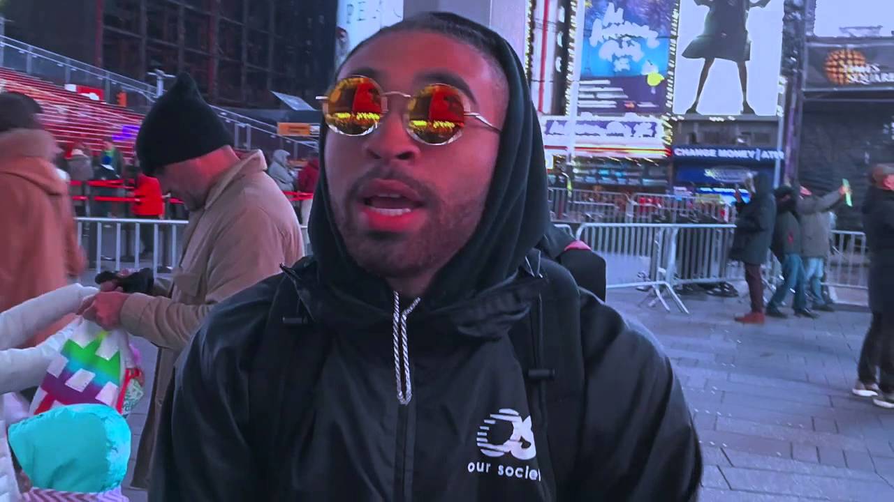 HAKIM - Lunch Rap (Official Music Video) - YouTube