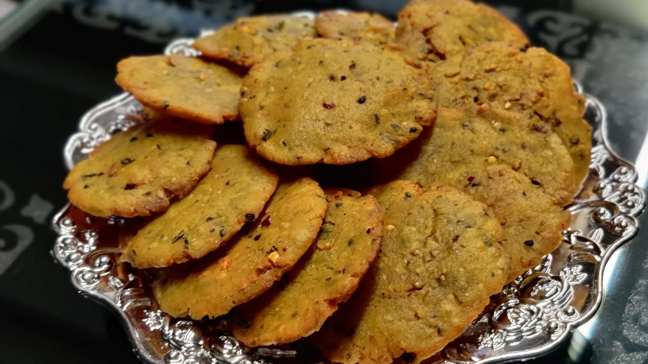Crispy Nippattu | Tasty , Yummy and Crispy Evening Snack - YouTube