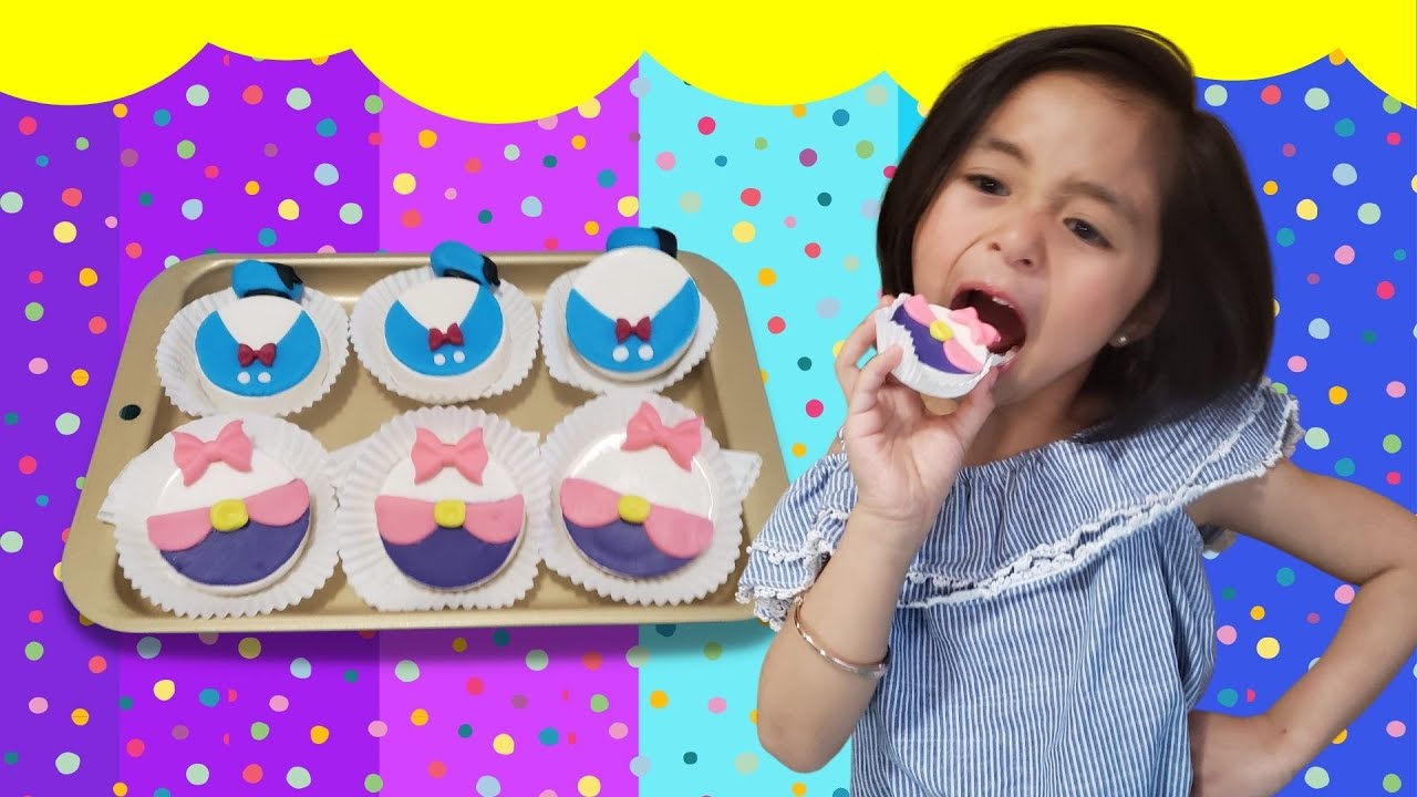 Disney Donald Duck and Daisy Duck Chocolate Covered Oreo | Party Ideas ...