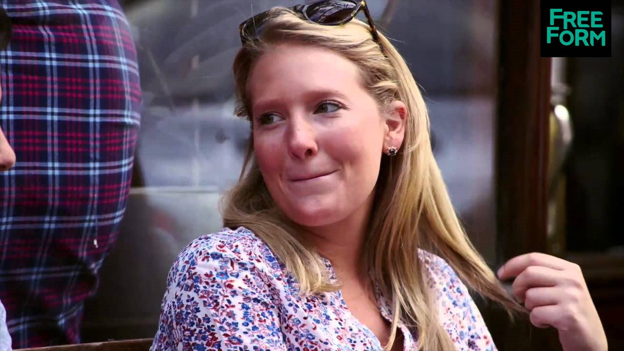 Next Step Realty: NYC 1x10, Sneak Peek: Matt & Erin | Freeform - YouTube