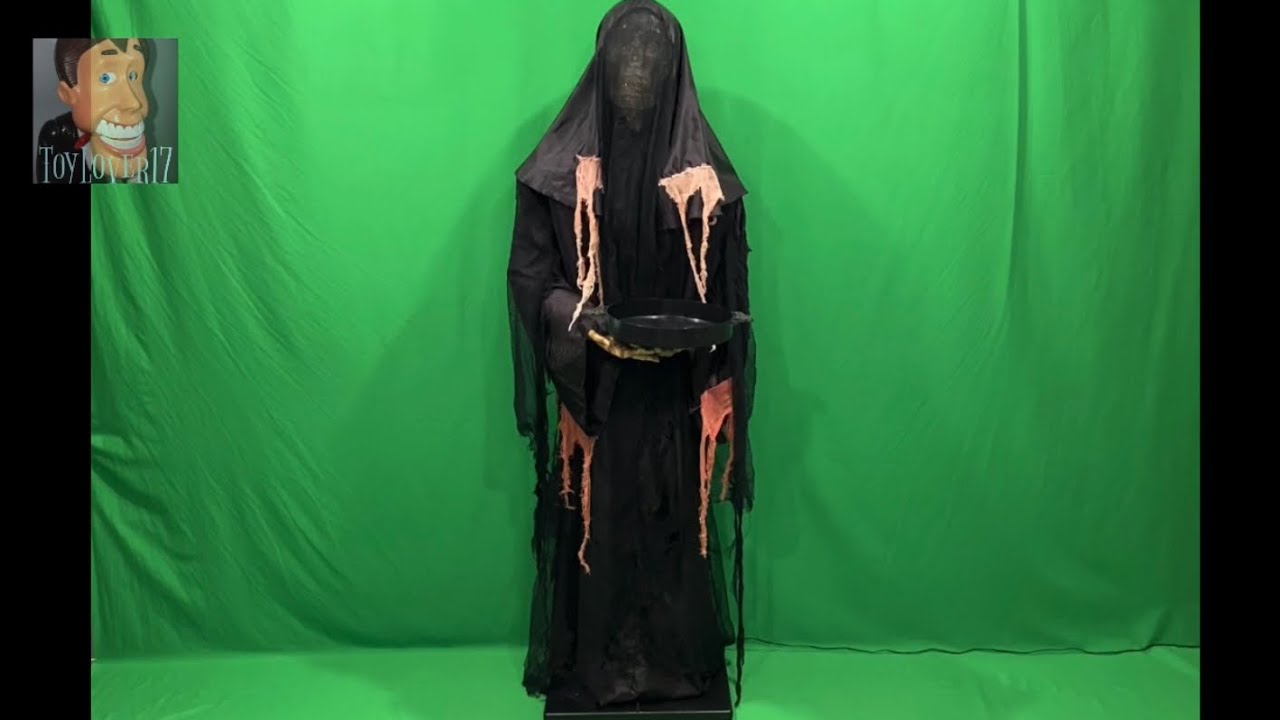 Gemmy 2012 6ft Life Size Head Dropping Skeleton Reaper - YouTube