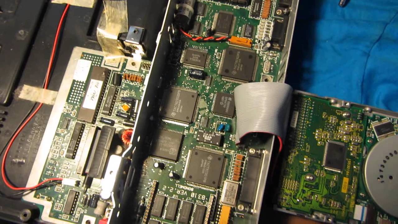 Bondwell B310 laptop - Clumsy teardown, "repair", and nostalgic ...