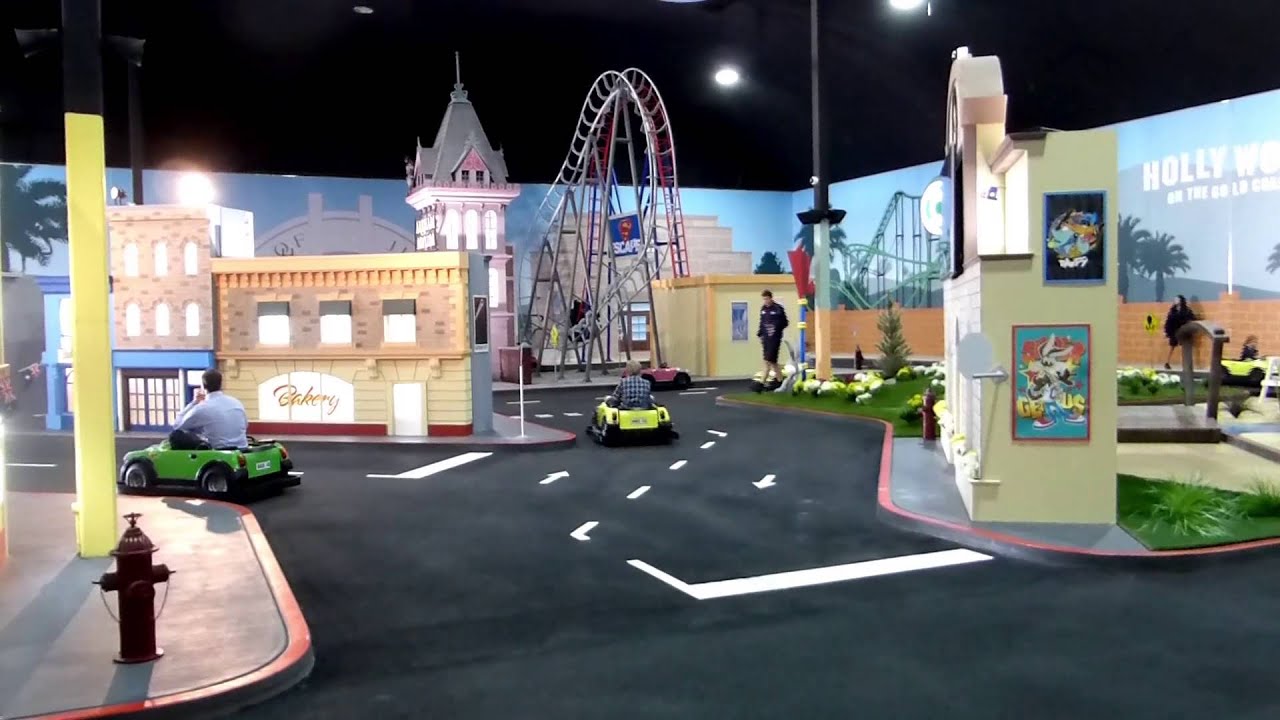 Warner Bros. Movie World - Junior Driving School - YouTube