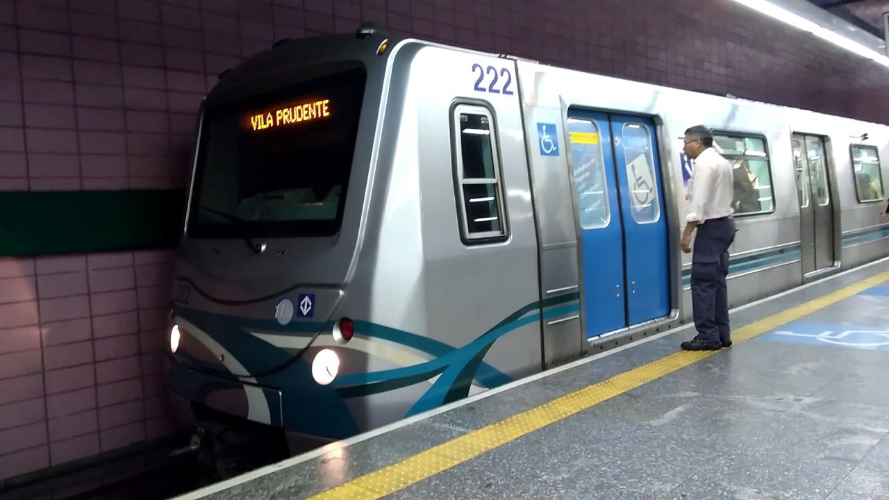 Movimento de trens na estação Ana Rosa - Linha 2 -Verde - YouTube