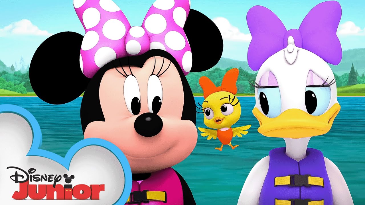 Pier Pressure | Minnie's Bow-Toons: Camp Minnie 🏕🎀 | @disneyjr - YouTube