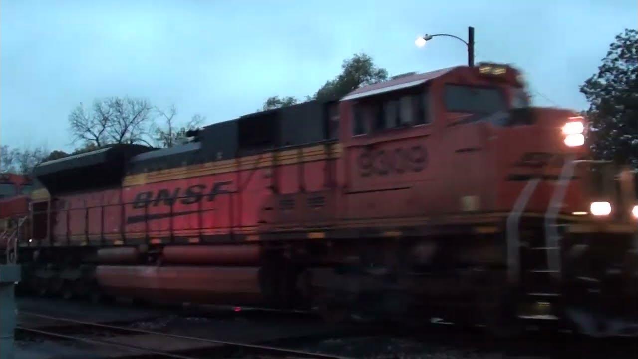 BNSF #9309 Leads EB Mixed Freight with CP Power and Snoot Nose SD40-2. Olathe, KS 10/28/23 - YouTube